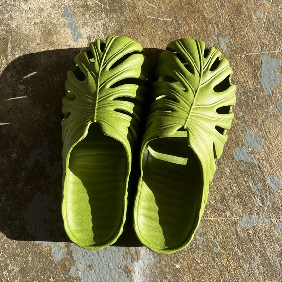 CROCS | Shoes | Monstera Mule Slip On | Poshmark